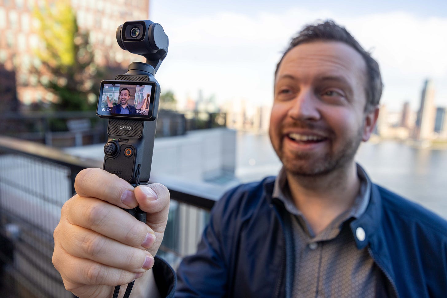 DJI Osmo Pocket 3 Creator Edition Kamera Gimbal - Camera Hits 2024